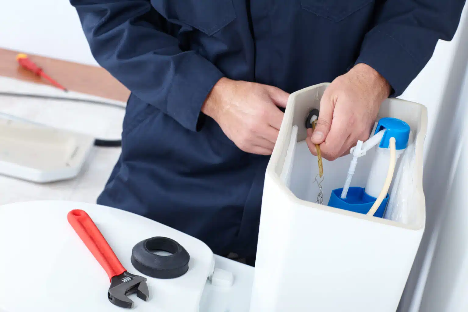 Most Common Maintenance Problems Related to Toilets? - Call 4 Seasons